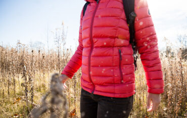 How to Stuff a Jacket into a Self-Stowing Pocket – Enwild TrailSense